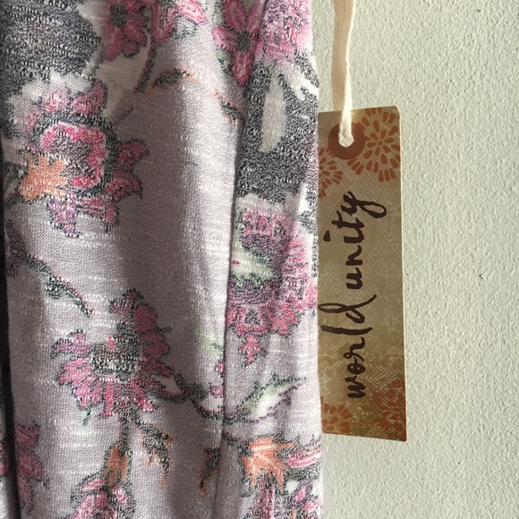 World unity | Tops | New World Unity Mauve Sleeveless Lace Top | Poshmark